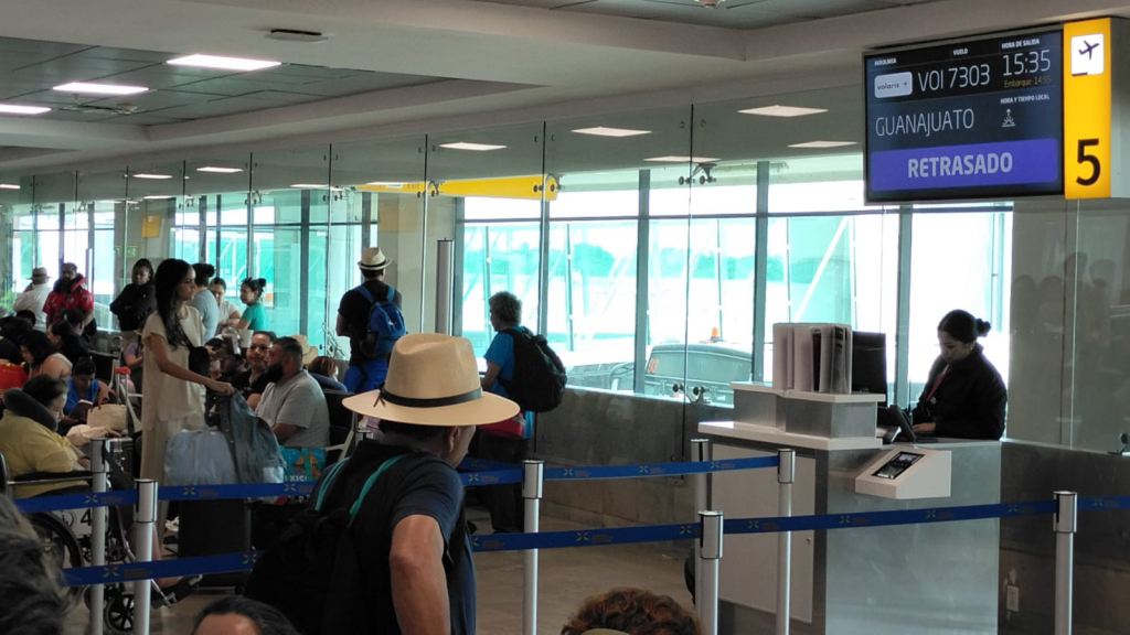 Por inicio del verano el Aeropuerto llama a prever tiempos ante aumento ...